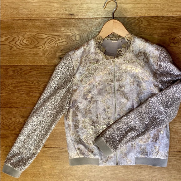 Elie Tahari | Jackets & Coats | Elie Tahari Glenna Gold Metallic Bomber ...
